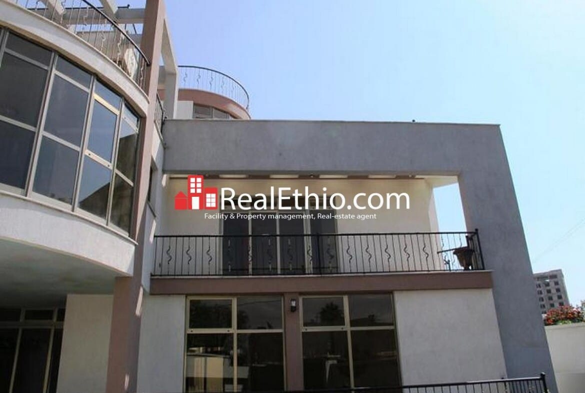 5 Bedrooms house for sale in Addis Ababa - Luxury Living