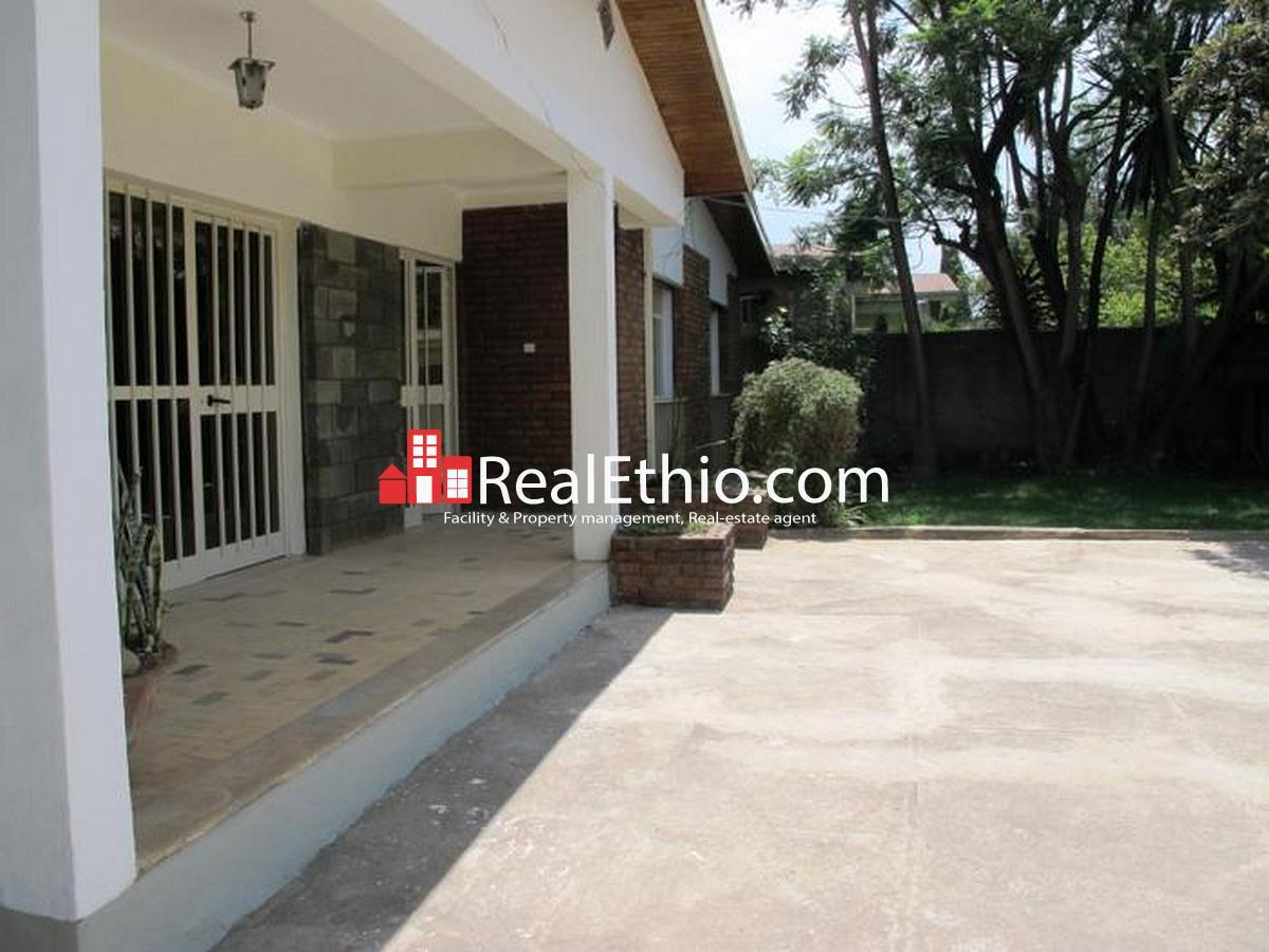 House for sale, Bole Kebele 19, 3 BR, Addis Ababa.