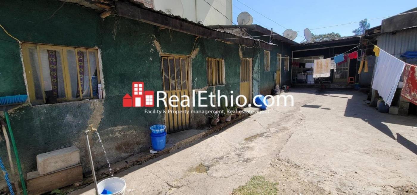 Lemhotel 2 Bedrooms corner house in Addis Ababa for Sale