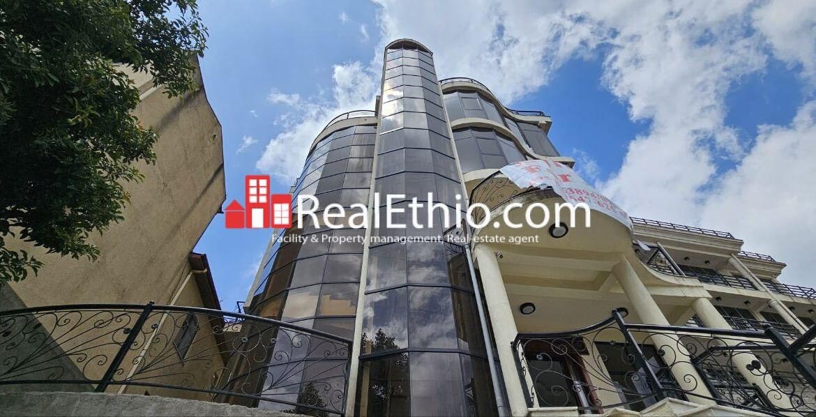 Megenagna Top view 5 Bedrooms in Addis Ababa for Rent