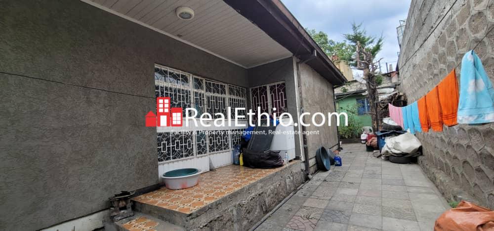 Saris Addis Sefer 4 Bedrooms in Addis Ababa for Sale