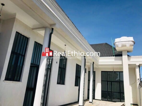 House for sale Sululta: 2 Villa Homes in Oromia